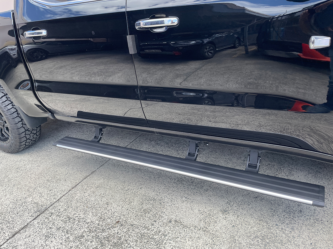 Electric Side Steps | Australia